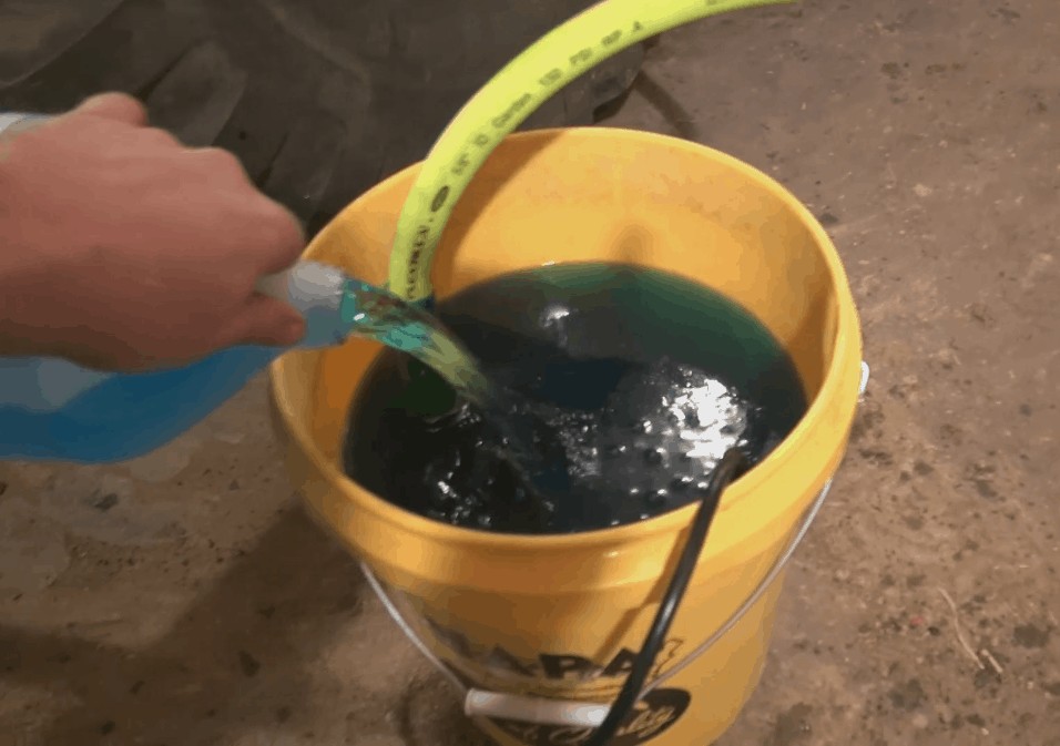 Loading Tractor Tires Quick & Easy - Modern Survivalists